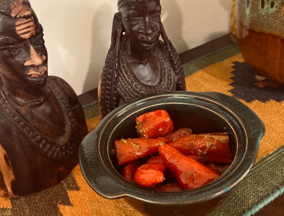 Lal Mirch ka Bharwan Archaar (Stuffed Red Chilli Pickle)