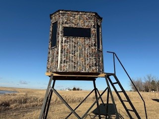 6x6 Bow Hunter - 8' Stand | Buckaroo Deer Blinds
