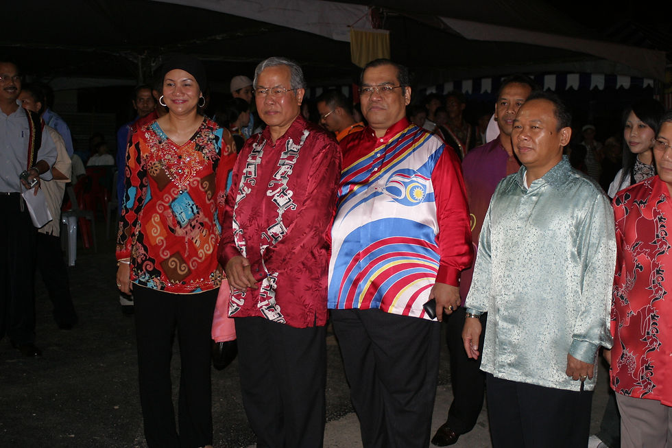 Pirami Litik Adat Bidayuh Bau | utama