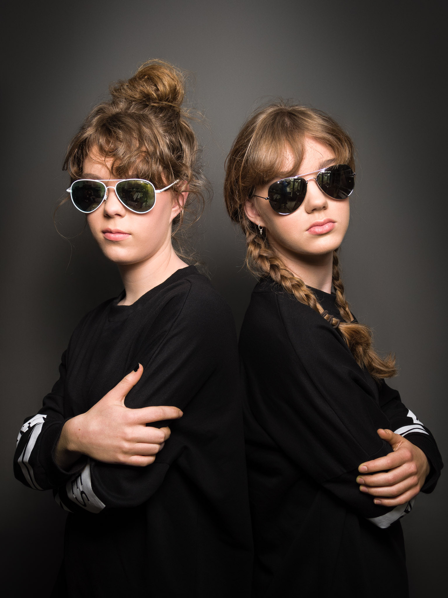 M.A.D.S. ART GALLERY | artwork. | Merel en Roos (0101)