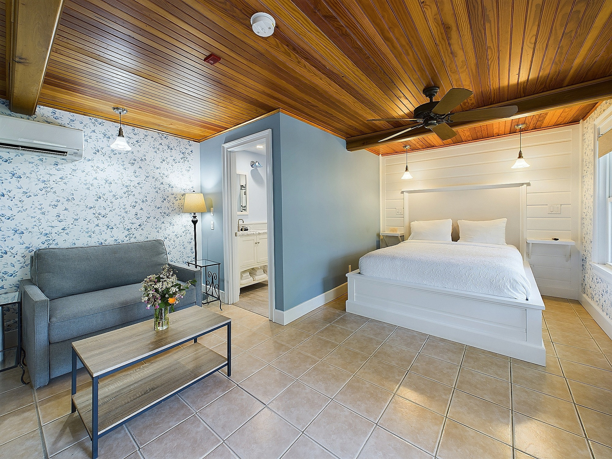 MOTT ROOM | THE 1661 RESORT | The 1661 Resort
