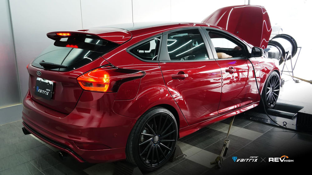 【FORD FOCUS MK3.5】