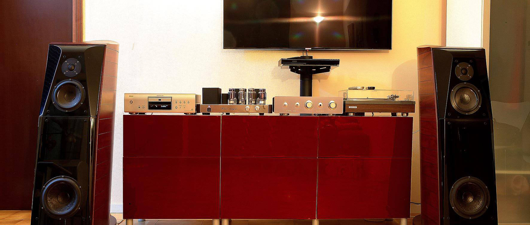 Sugden Audio - High End Amplifiers & Audio Equipment - West Yorkshire