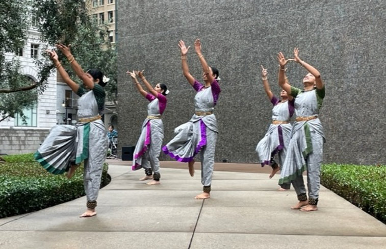 Review: Epiphany Dance Theater Presents TROLLEY DANCES 2023, October 20 ...