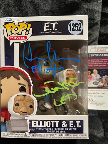 E.T. Duel Signed Funko Pop #1252 E.T. & Elliott Henry Thomas & Matthew ...