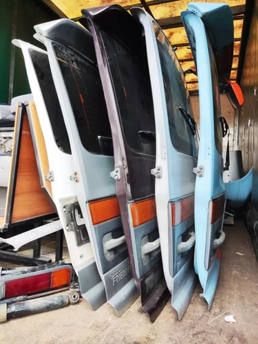 Mazda Bongo Tailgate | Bennetts Bongos