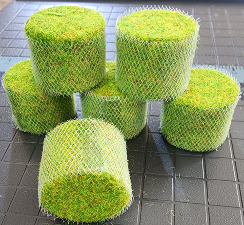 1/64 6 Pack of Custom 6' Round Net Wrapped Hay Bales | 64 Farm Toy Store