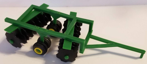 1/64 Standi Toys Green Narrow Offset Disk | 64 Farm Toy Store