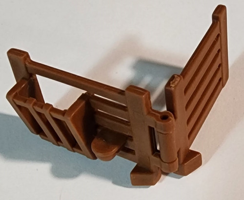 1/64 Ertl Farm Country Sheep & Goat Feeder | 64 Farm Toy Store