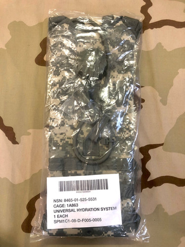 USGI ACU 3 Liter Molle II Hydration System "Camel Bak" | Army Navy ...