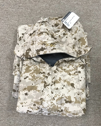 Outdoor Research AOR1 WallCreeper Cover Bivy Sleeping Bag | Army Navy ...