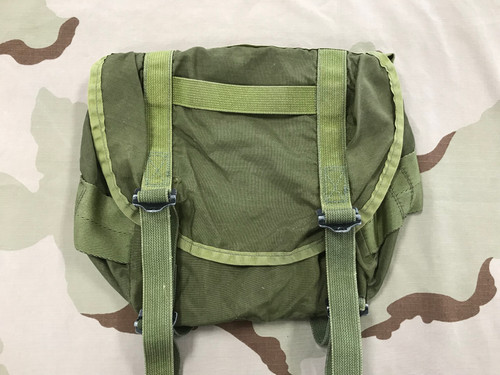 LC-1 M-1967 Nylon Cargo Field Butt Pack | Army Navy Warehouse