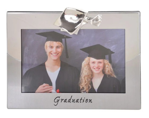 Graduation Hat Frame | CelebrationsTuggerah