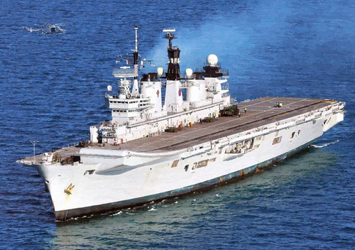 HMS ILLUSTRIOUS "Lusty" | JACKS TAXI