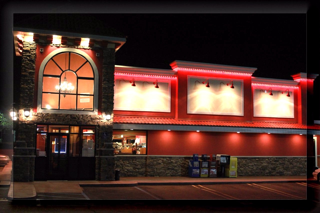 The Clarkston Royal Diner | Oakland County's Finest