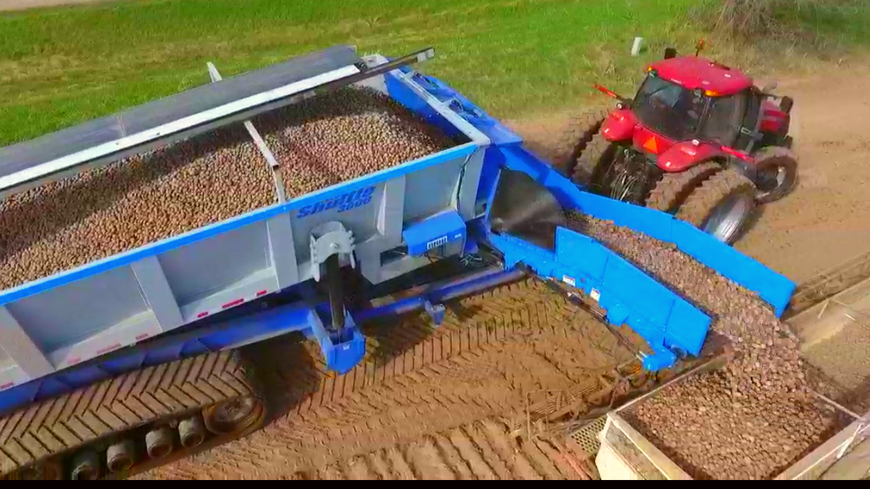 Crop Shuttle - Crop Cart - Park River, ND