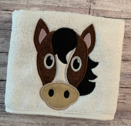 Horse Applique Design | Pineapple Design