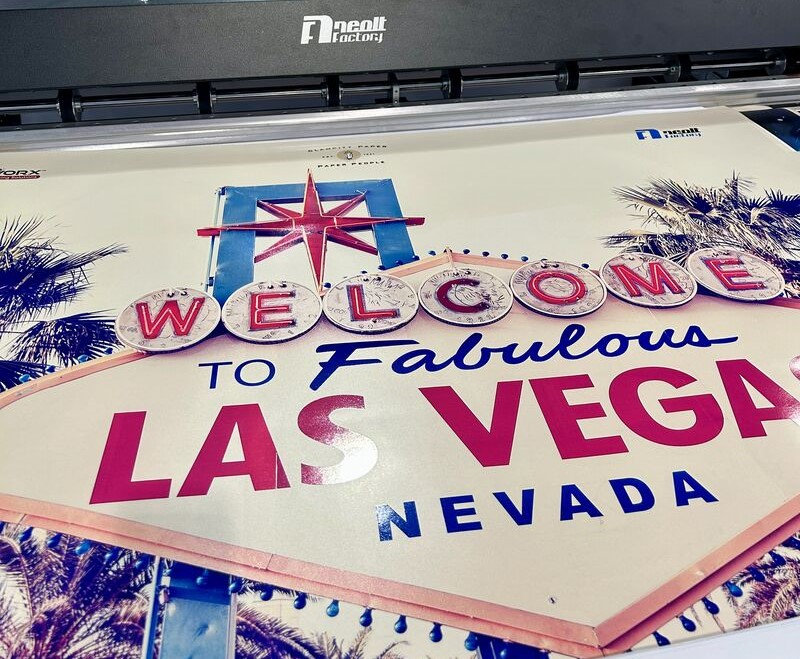 Finished posters inline with the Canon Colorado combined with the Neolt ...