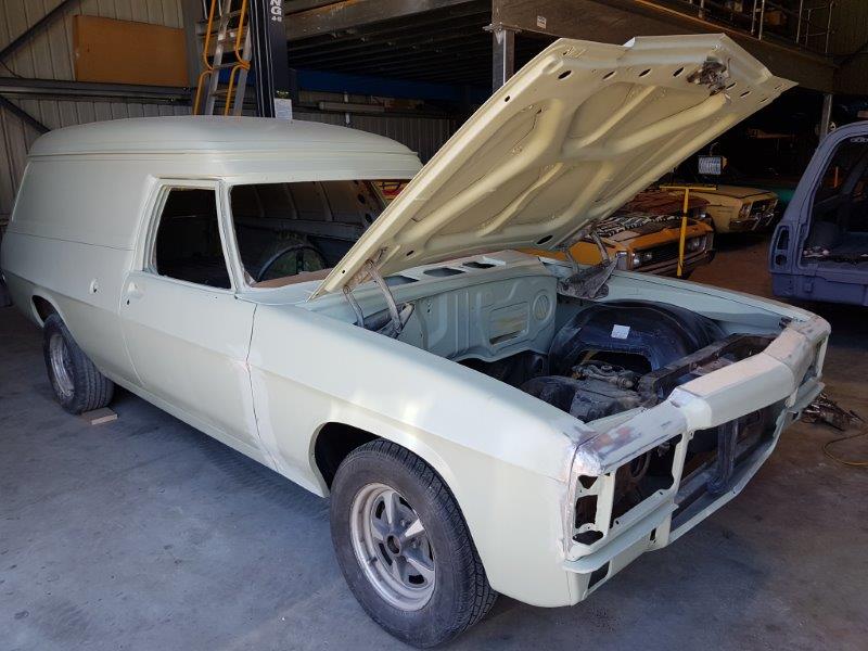 1979 Holden HZ Sandman Panelva | munster-muscle-cars