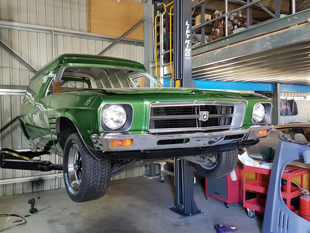 1974 Holden HQ Sandman | munster-muscle-cars