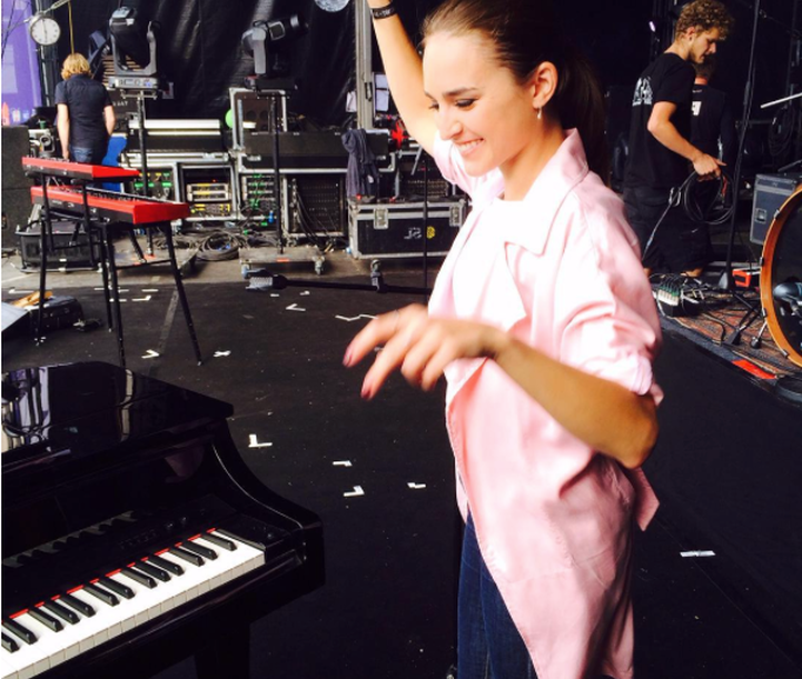 Typh Barrow - Official Website