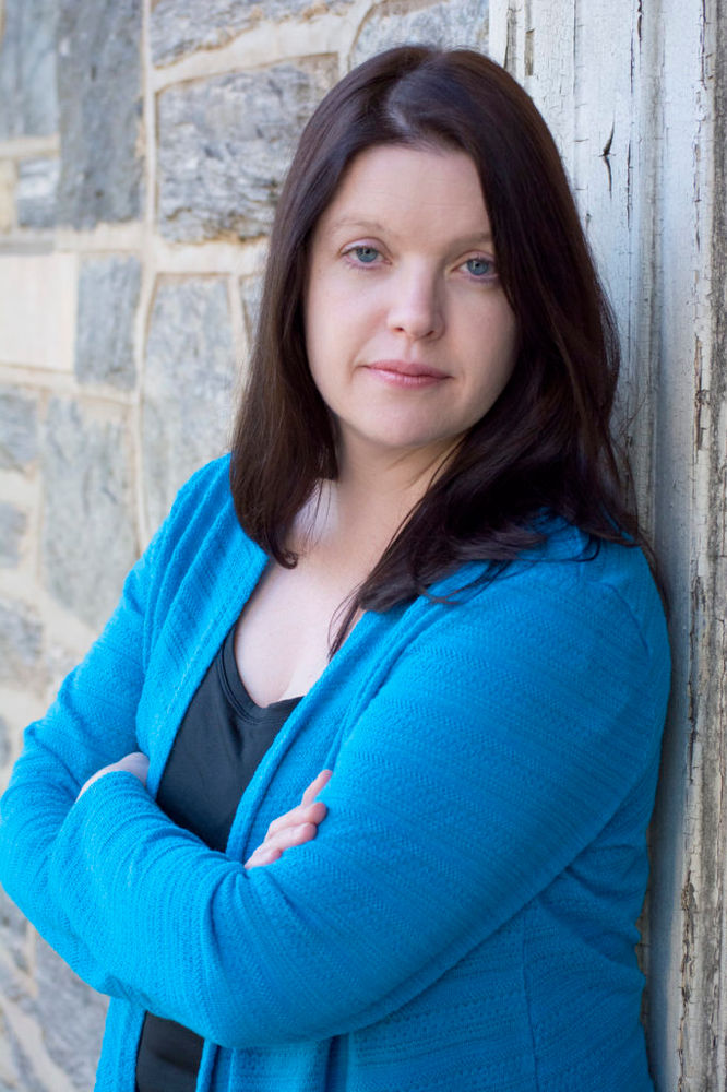 Author Interview: Lisa Regan