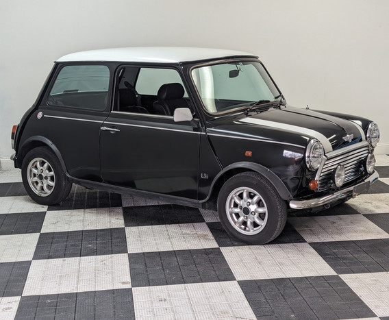 1993 Rover Mini Cooper Black | Nomad
