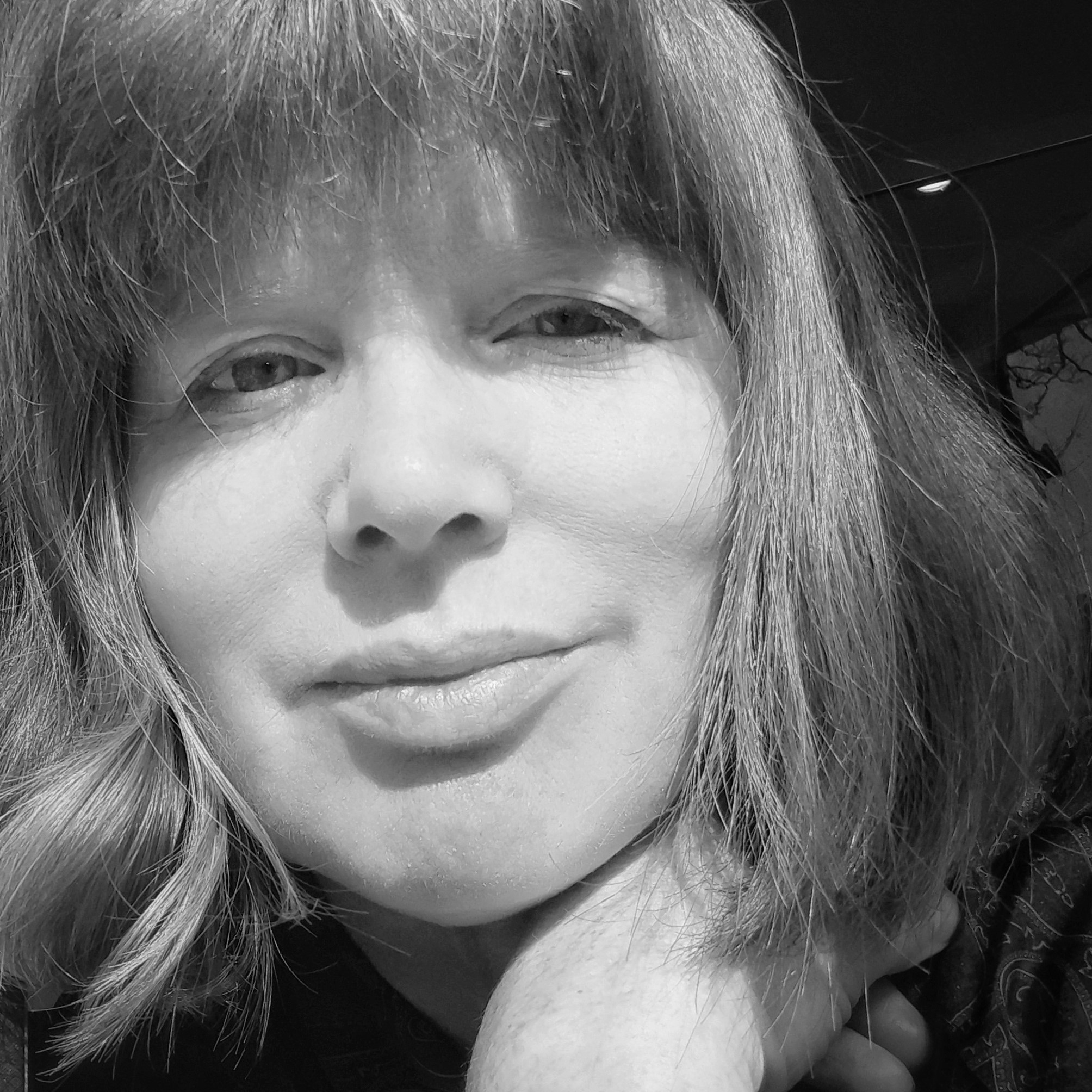 Sadie Maskery | wave 12 | winter 2022 | iamb ~ poetry seen and heard