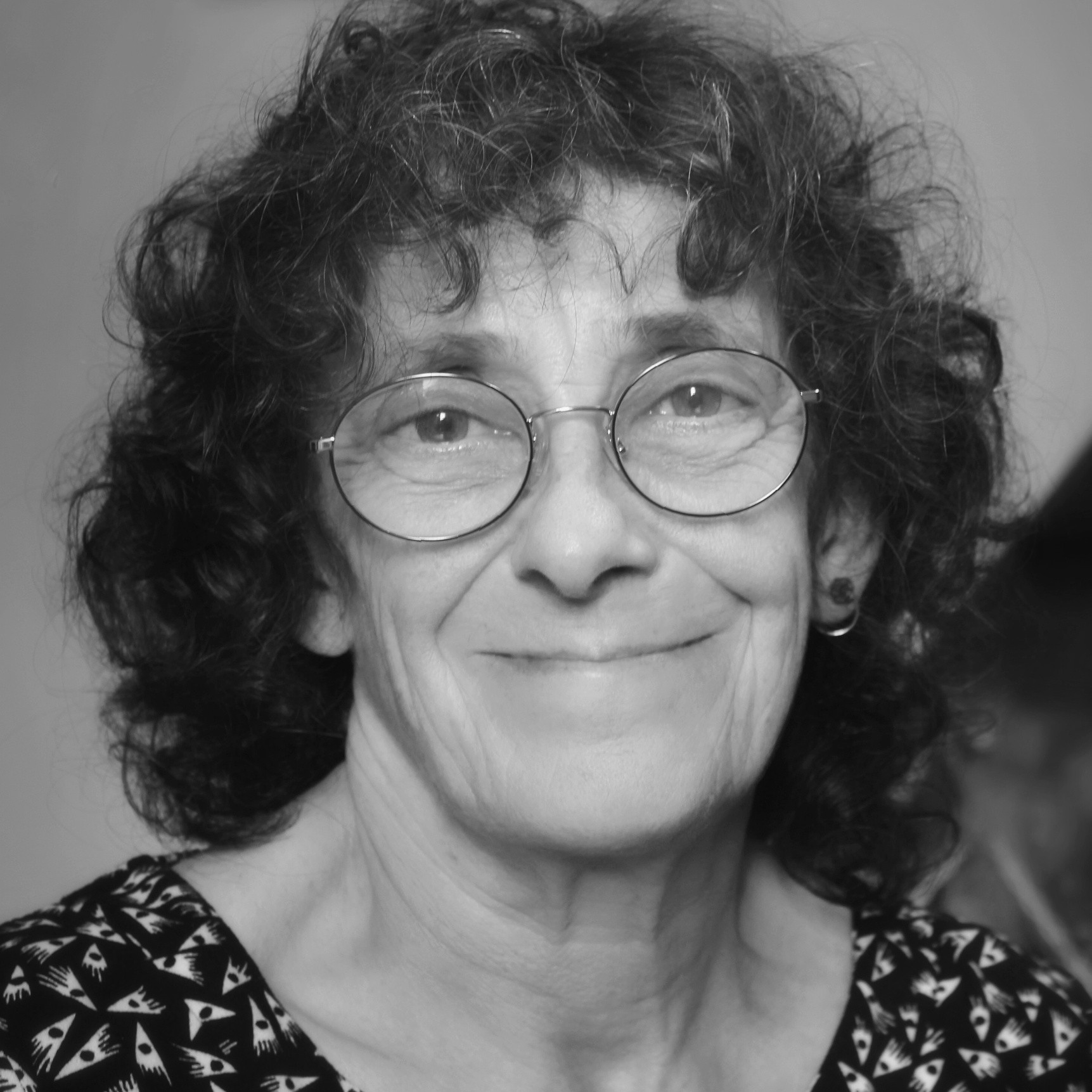 Helen Kay | wave 17 | iamb ~ poetry seen and heard