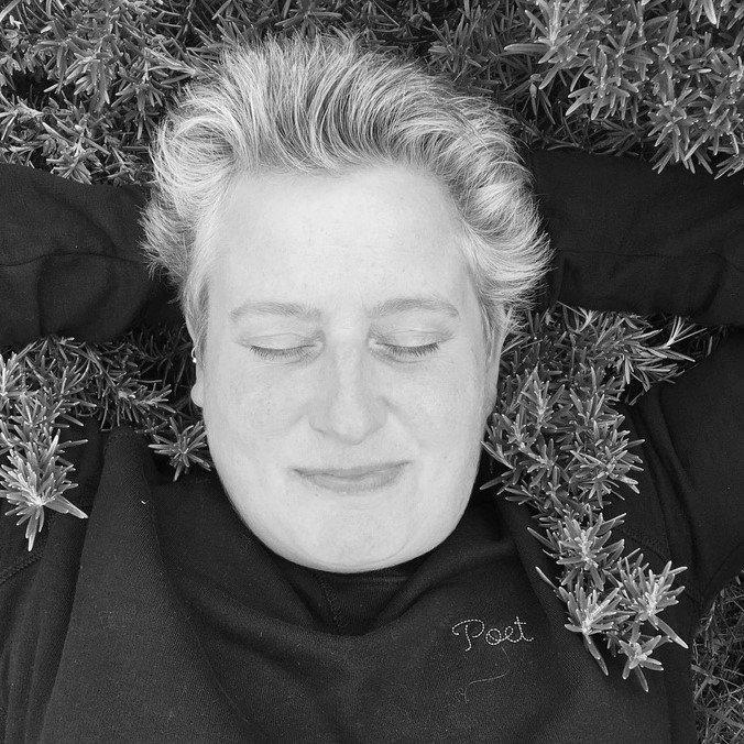 Sue Finch | wave 7 | iamb ~ poetry seen and heard