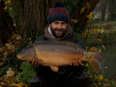 Sevington Lake, Exclusive Carp Fishery | Carp Fishing Holiday ...