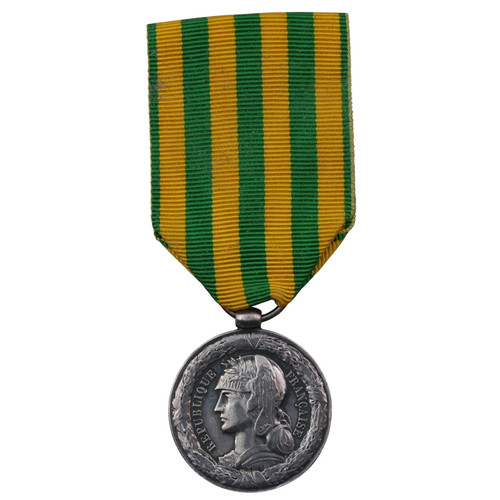 France – Colonial Medal “TONKIN-CHINE-ANNAM 1883–1885” | Militaria for sale