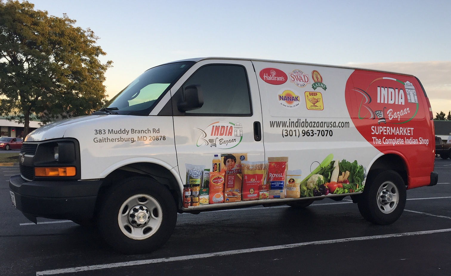 Sign & Graphics | White Dot wraps & graphics | Gaithersburg