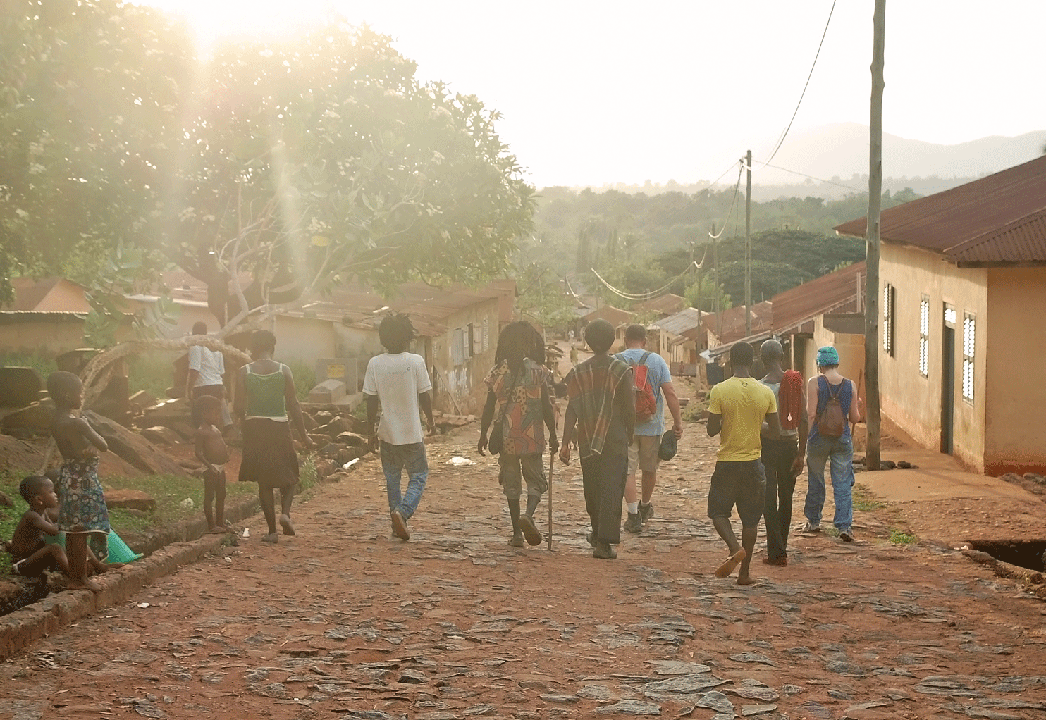 Root Universal Mont Agou