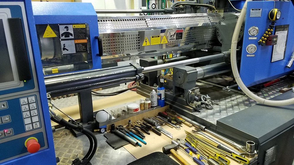 The Comprehensive Guide to Plastic Injection Molding: Process, Uses ...