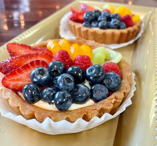 Fresh Fruit Tarts (6) | Slice Bakery