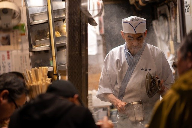 The Ultimate Tokyo Street Food Tour (10 Japanese Dishes You Have To Try)