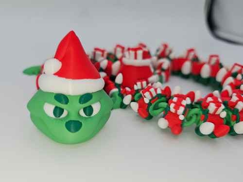A Whoville Wonder: Grinch Dragon Articulated Collectible | 3D Hero