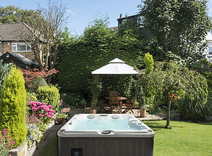 Jacuzzi - Classic Collection | Powerpools | Spas