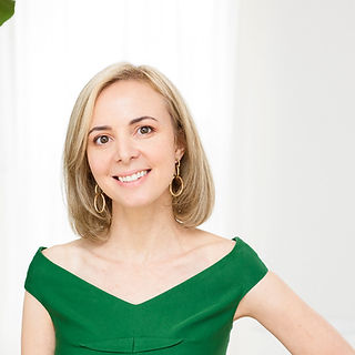 Business Psychologist | Dr. Chloe Carmichael