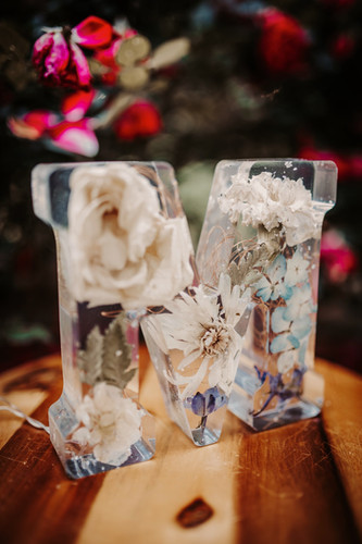 Initial | Lynn & Lou's