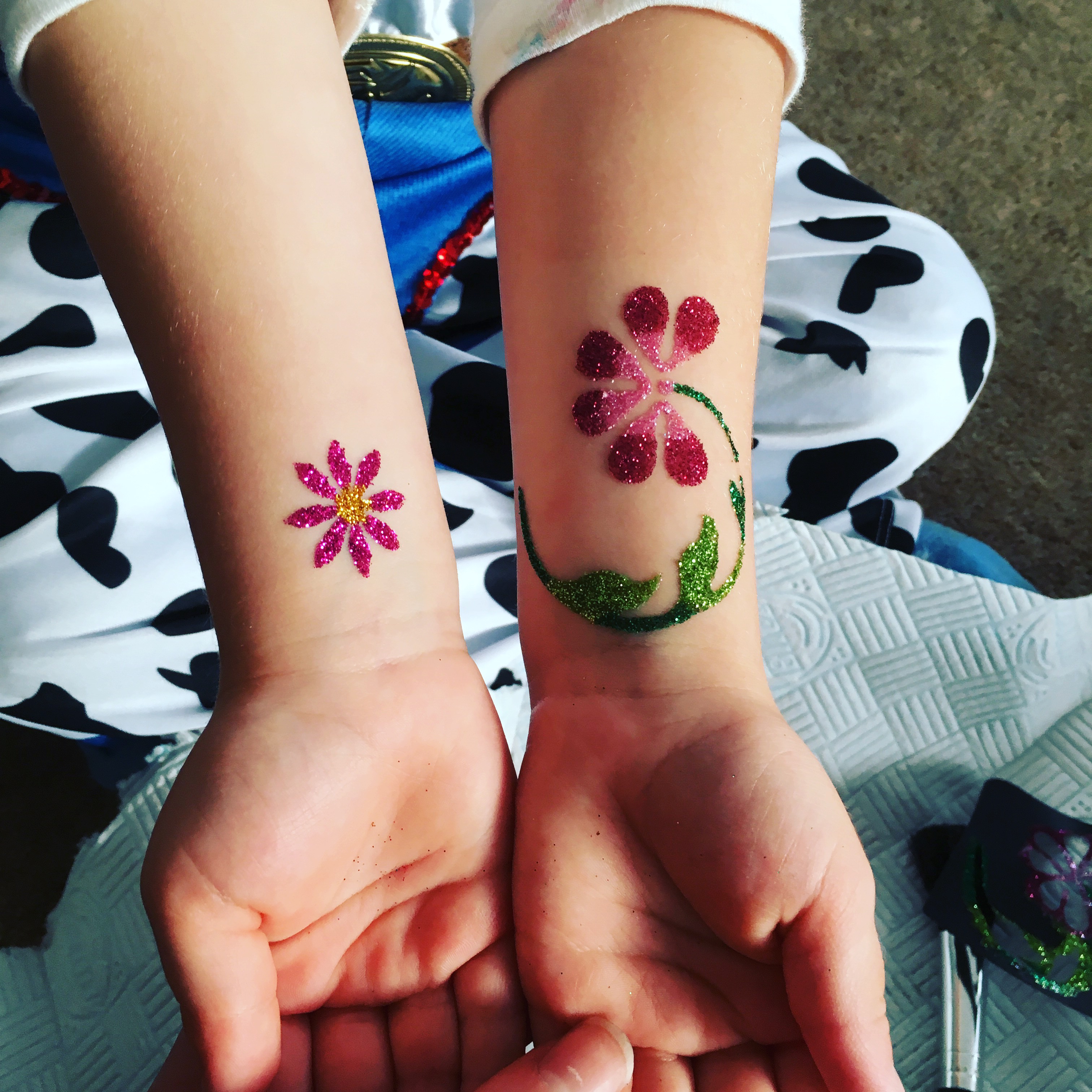 Glitter Tattoos | Emily's Entertainment