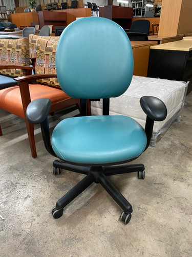 Steelcase criterion ergonomic office chair | dfsiofficefurniture