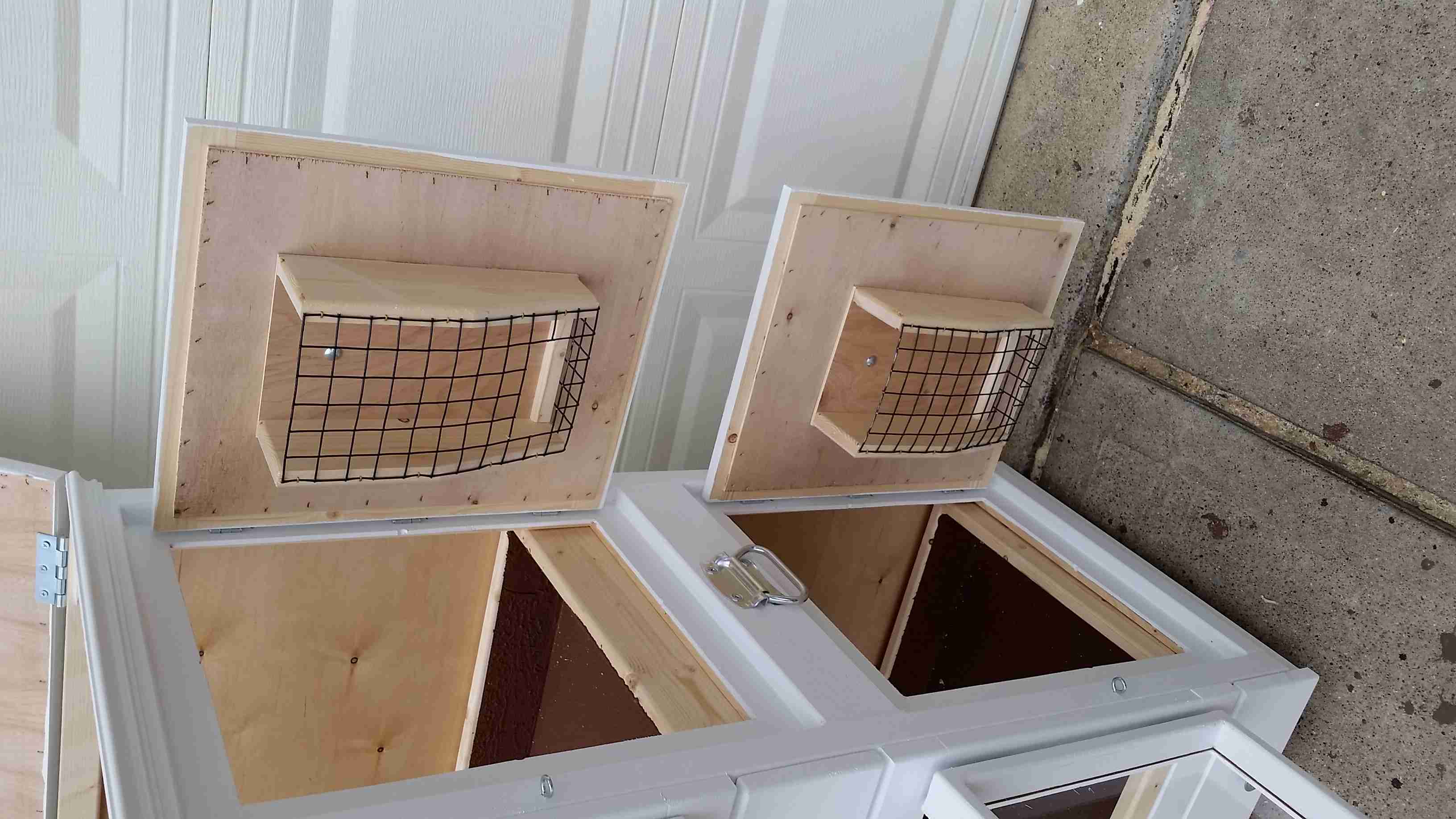 Rabbit & Guinea Pig Cages & Hutches - Indoor & Outdoor