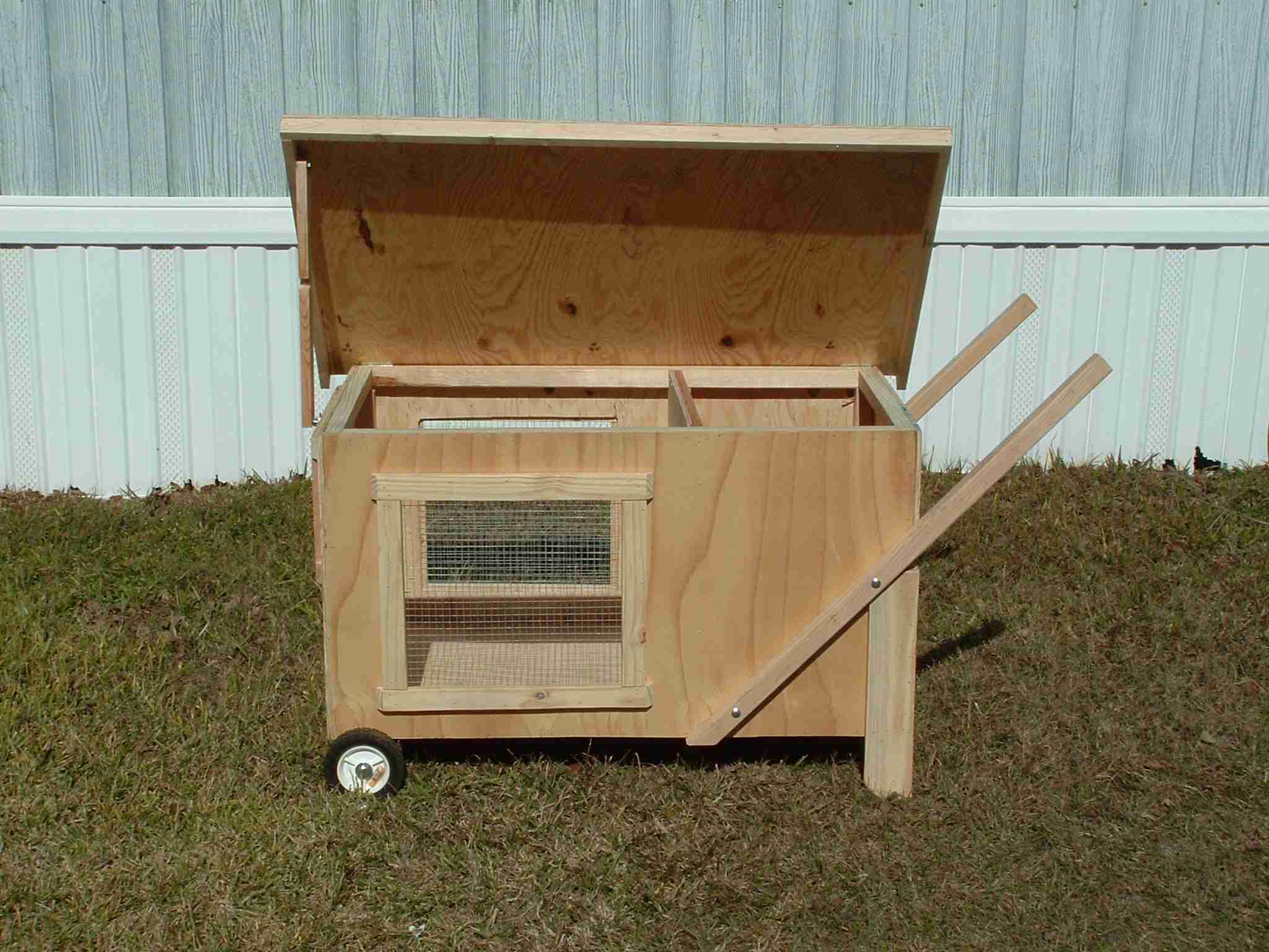 Rabbit & Guinea Pig Cages & Hutches - Indoor & Outdoor