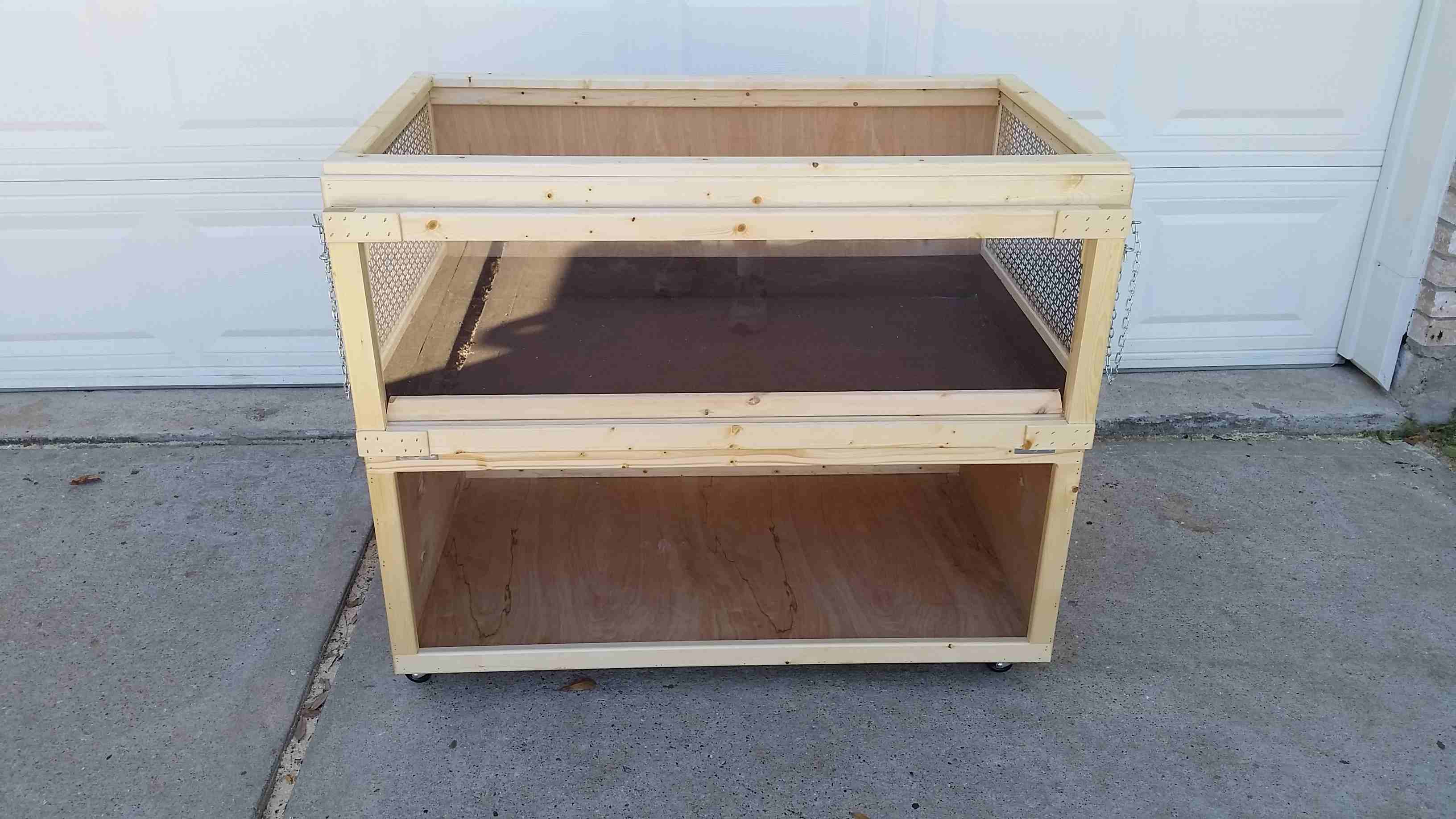 Rabbit & Guinea Pig Cages & Hutches - Indoor & Outdoor