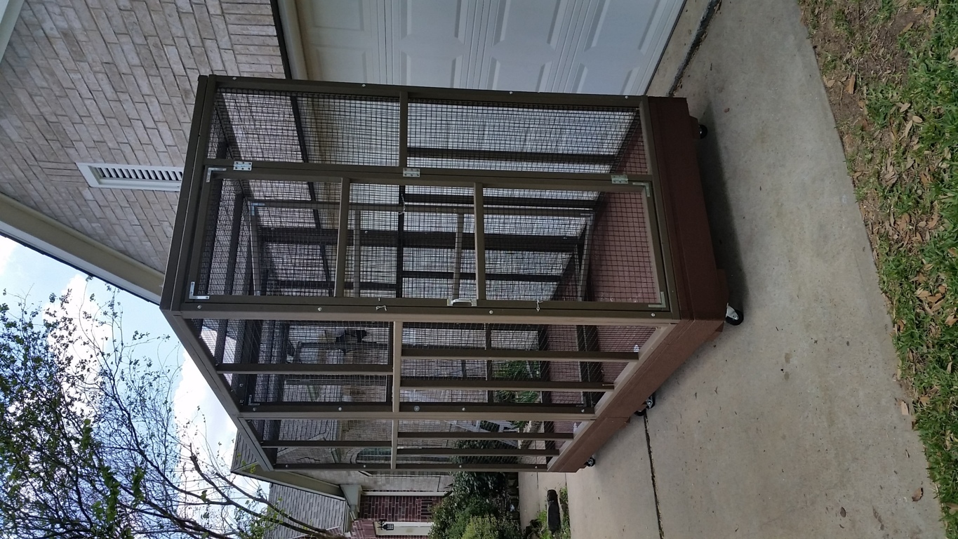 Custom Indoor & Outdoor Walk-in Bird Aviaries