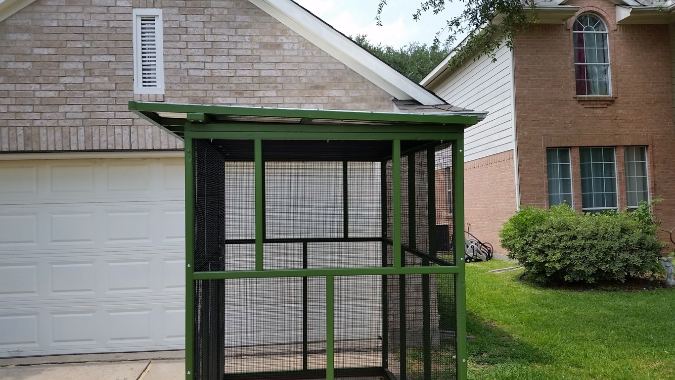 Custom Indoor & Outdoor Walk-in Bird Aviaries