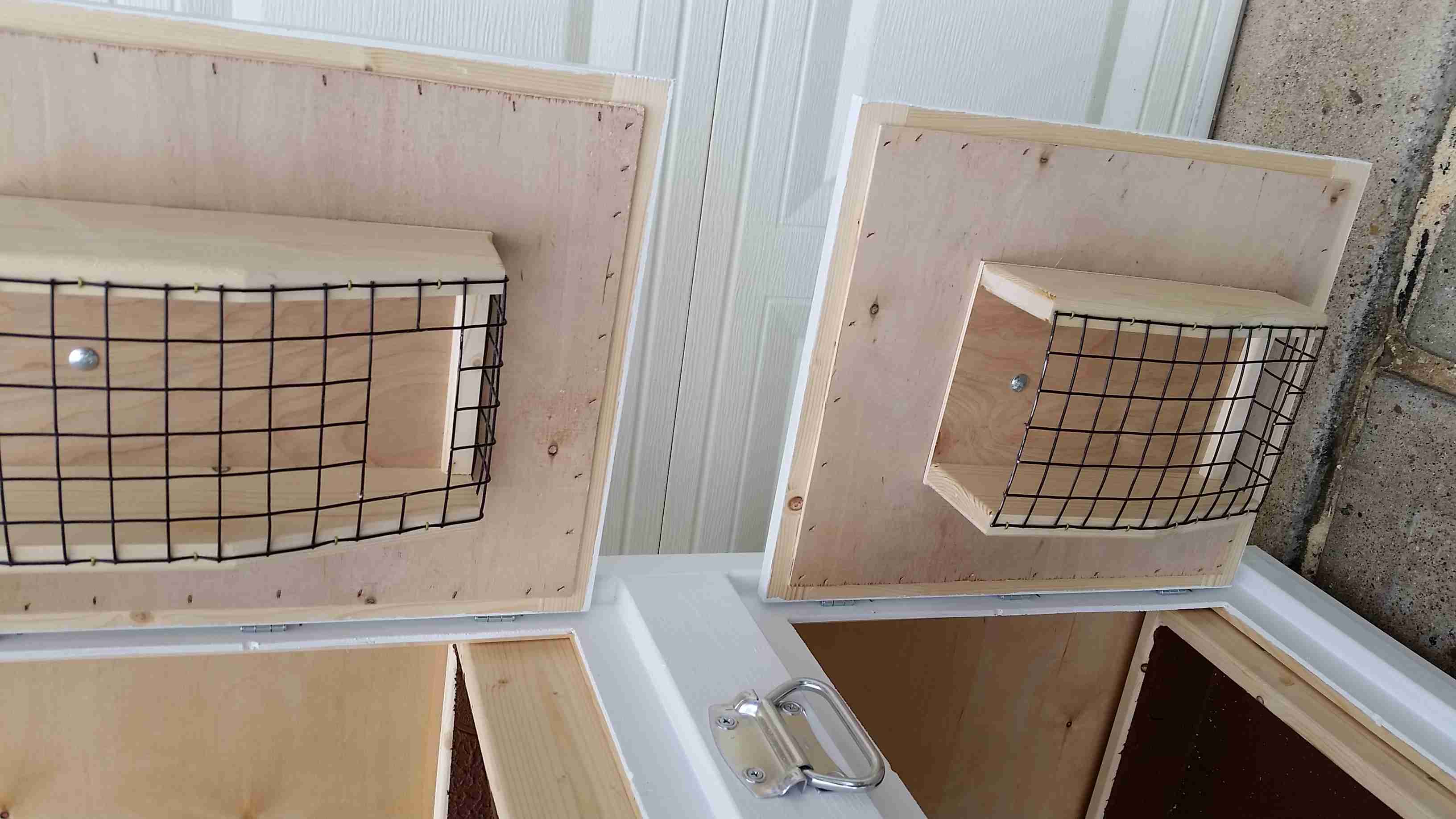 Rabbit & Guinea Pig Cages & Hutches - Indoor & Outdoor