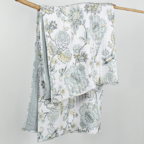 OPHELIA SPA QUILTED THROW | LINENS-N-MORE